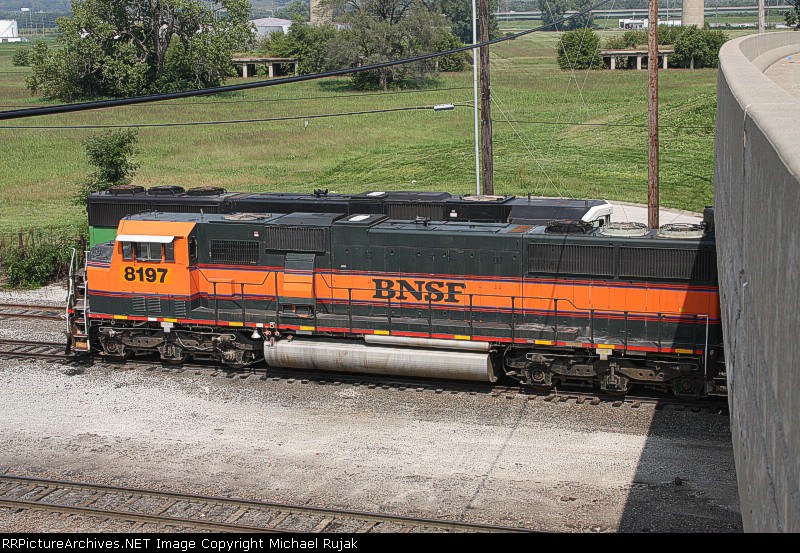 BNSF 8197